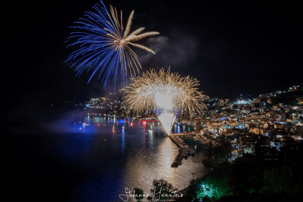 Πυροτεχνήματα στη Λίμνη Ευβοίας - Empneusi Fireworks